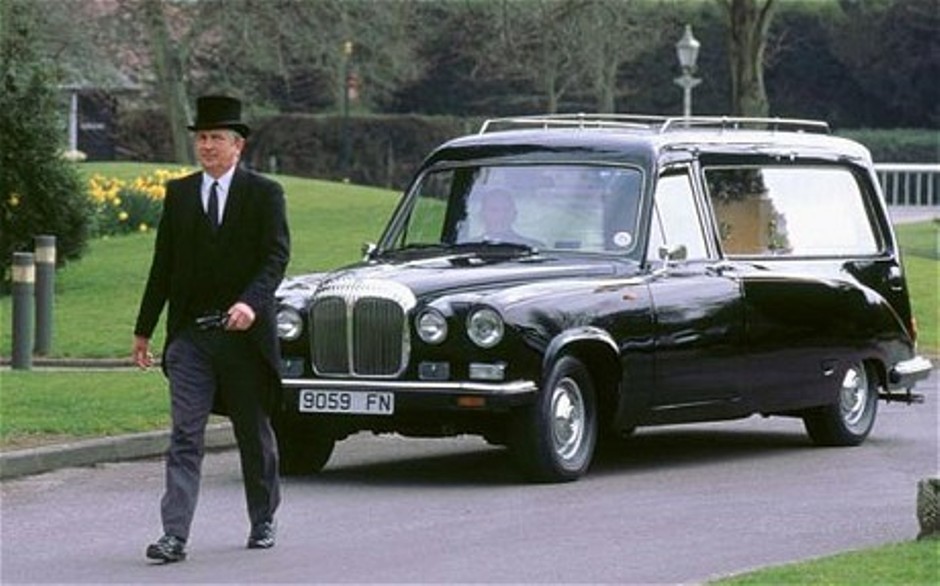 Funeral etiquette: the dos and don’ts of saying farewell… - Mature Times